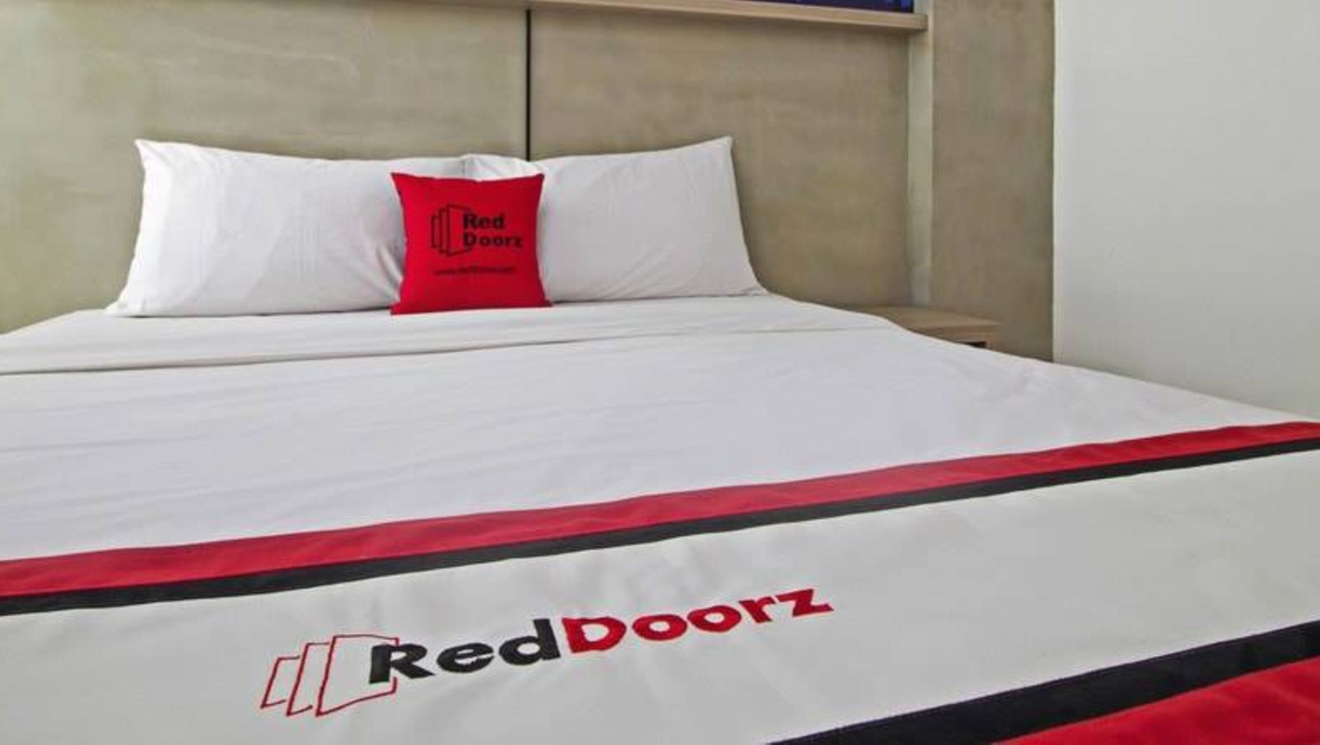 Budget hotel chain RedDoorz enters mid-scale segment with launch of ...